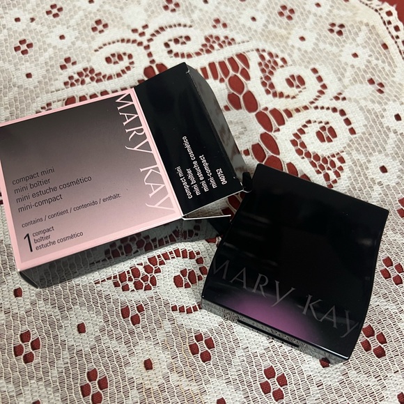 Mary Kay | Makeup | Mary Kay Mini Compact | Poshmark